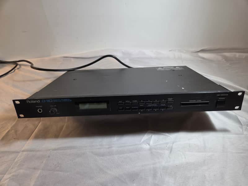 Roland D-110 Digital Linear Arithmetic Synthesizer Rack | Reverb