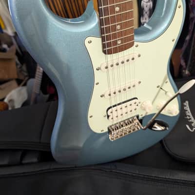 Squier FSR Classic Vibe 60s Stratocaster HSS, Ice Blue | Reverb