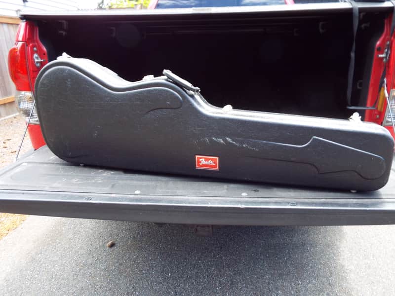 Fender Red Badge Deluxe Jazz, P-Bass Case USA 1990s | Reverb