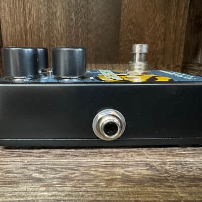 Electro-Harmonix Satisfaction Plus Fuzz 2023 - Present - | Reverb