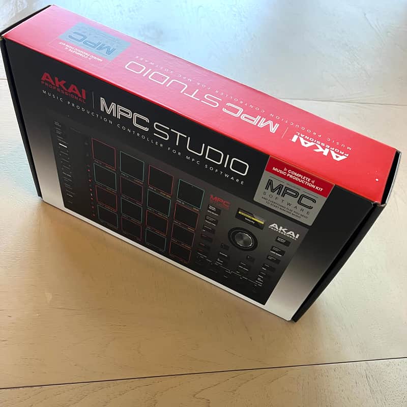 Akai MPC Studio Music Production Controller 2021 - Present - | Reverb