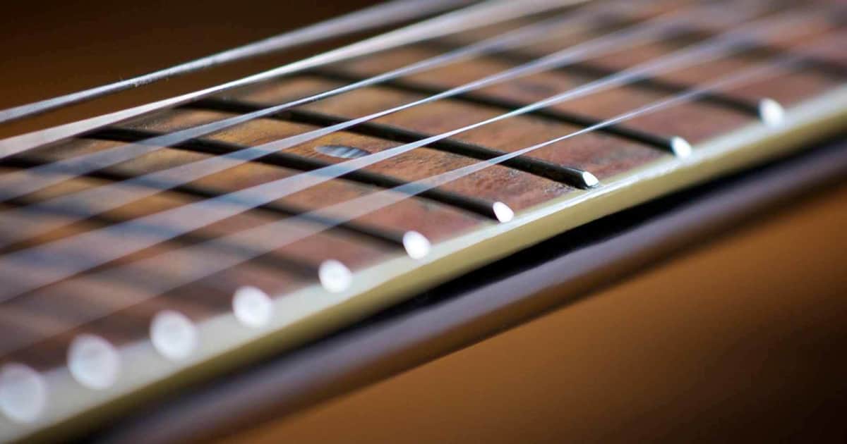 Guitar Strings: Materials, Construction and Benefits | Reverb News