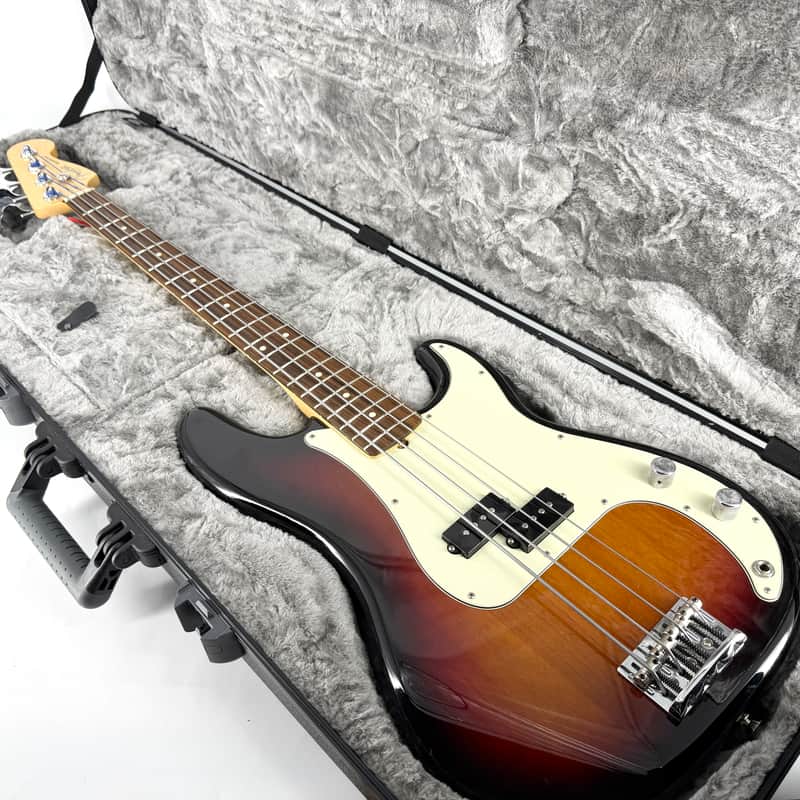 2017 Fender American Professional Precision Bass - 3 | Reverb Canada