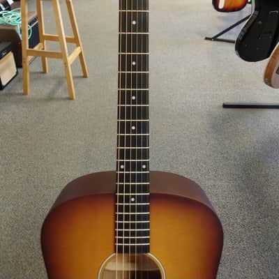 Mint Demo Larrivee Simple 6 Dreadnought Acoustic Guitar - | Reverb UK
