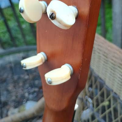 Unknown Baritone Ukulele 1960s-70s, friction tuners, great | Reverb