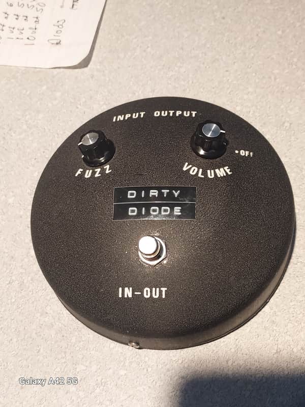 "Dirty Diode" 741/diode clipping distortion circuit housed in | Reverb