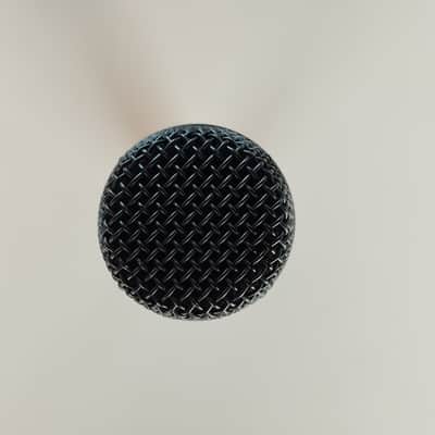 Earthworks SR40V "the world's best stage vocal mic" | Reverb