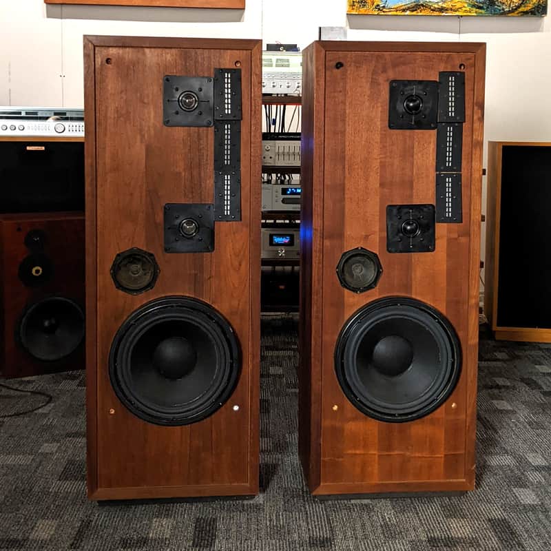 Infinity Quantum 2 Floor Speakers For Local Pick Up in | Reverb