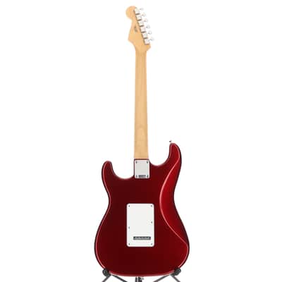 Fender Standard Stratocaster, Maple Fingerboard, White | Reverb