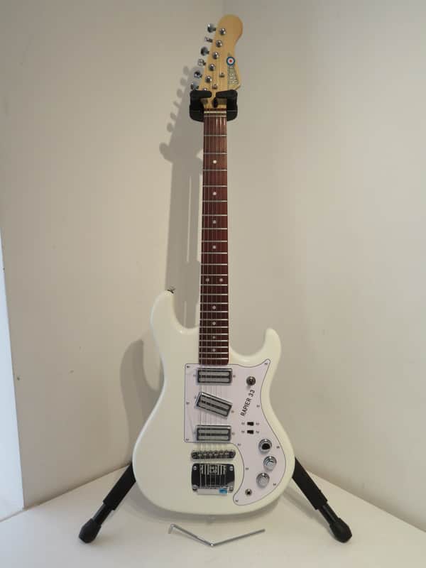 Rapier 33 RAP33AW Electric Guitar in White - Mint & Unused | Reverb