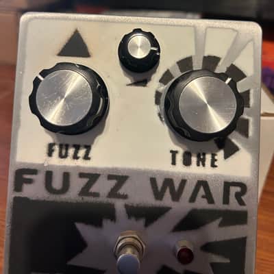 Death By Audio Fuzz War 2010s - Metal | Reverb