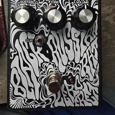 Zero Fret Black Russian Rat - Black and white | Reverb