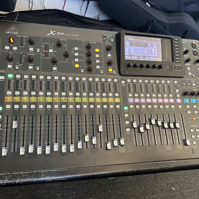 Behringer X32 40-Input 25-Bus Digital Mixing Console 2012 - | Reverb