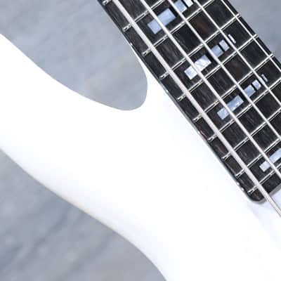 Yamaha BBNE2 Nathan East Signature Model 5-String White | Reverb