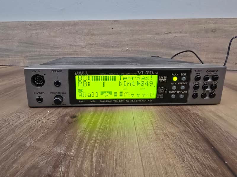 Yamaha VL70-M Virtual Acoustic Tone Generator with Universal | Reverb