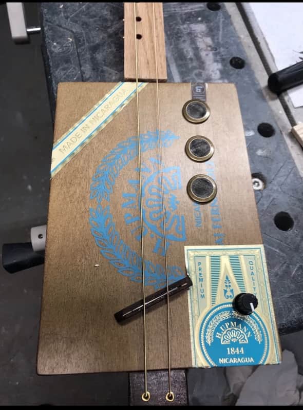 2 string cigar box guitar | Reverb