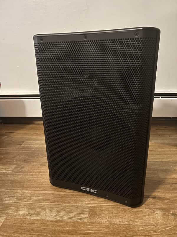 QSC CP-12 - Black | Reverb