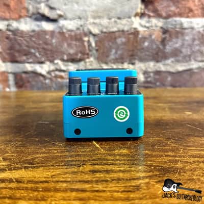 Behringer CS400 Compression Sustainer Pedal (2000s - Aqua) | Reverb