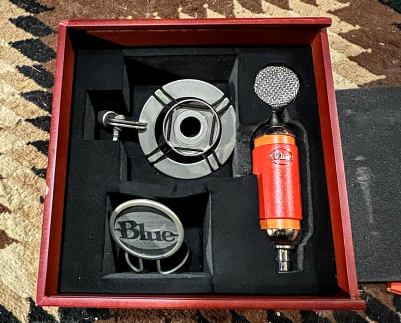 Blue Spark Large Diaphragm Cardioid Condenser Microphone - | Reverb
