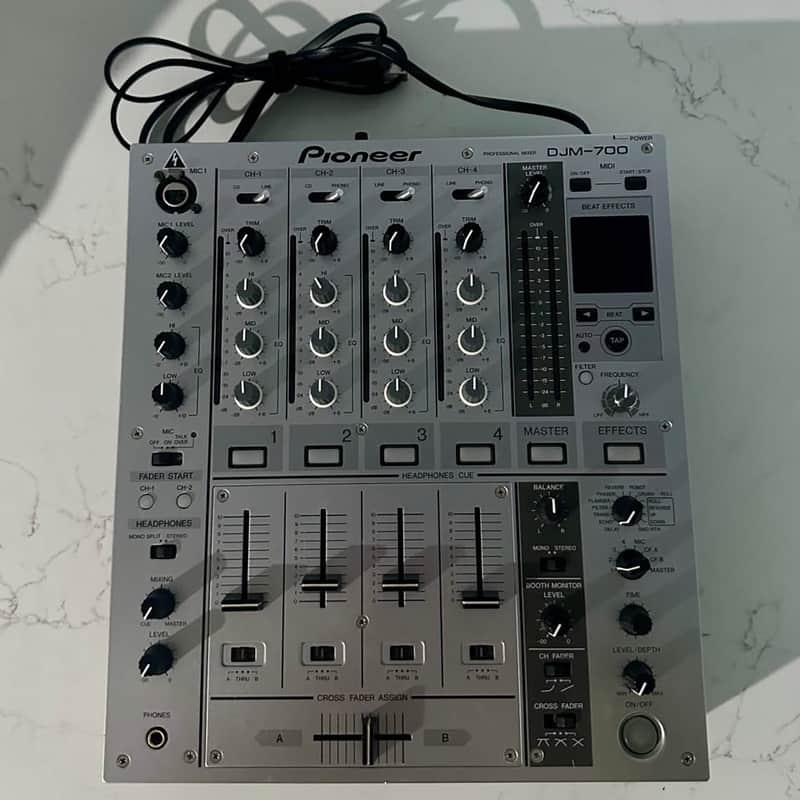 Pioneer DJM-700 - Silver | Reverb