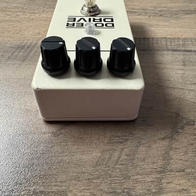 Hermida Audio Dover Drive 2014 - Present - White | Reverb