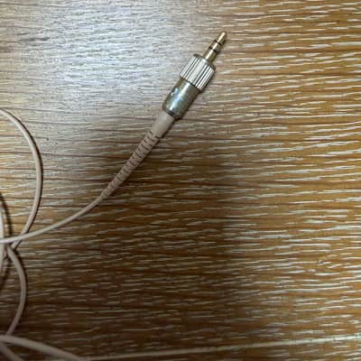 DPA 4166-OC-F-F00-LH Omnidirectional Slim Headset Microphone | Reverb