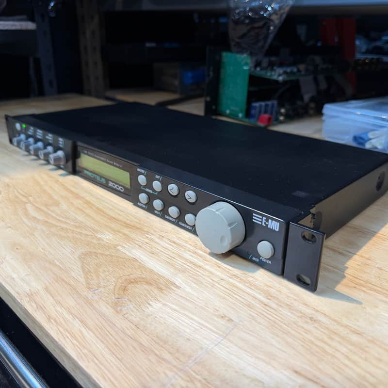 E-MU Systems Proteus 2000 E-MU Systems Proteus 2000 128-Voice | Reverb
