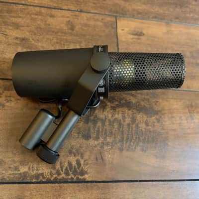 Shure SM7B Cardioid Dynamic Microphone SM 7B | Reverb