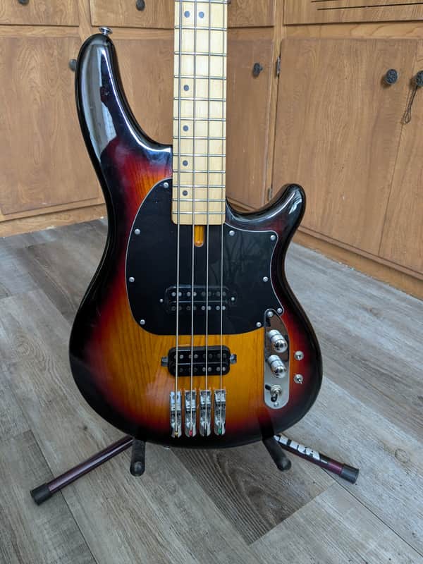 Schecter CV-4 Bass 2010s 3-Tone Sunburst | Reverb