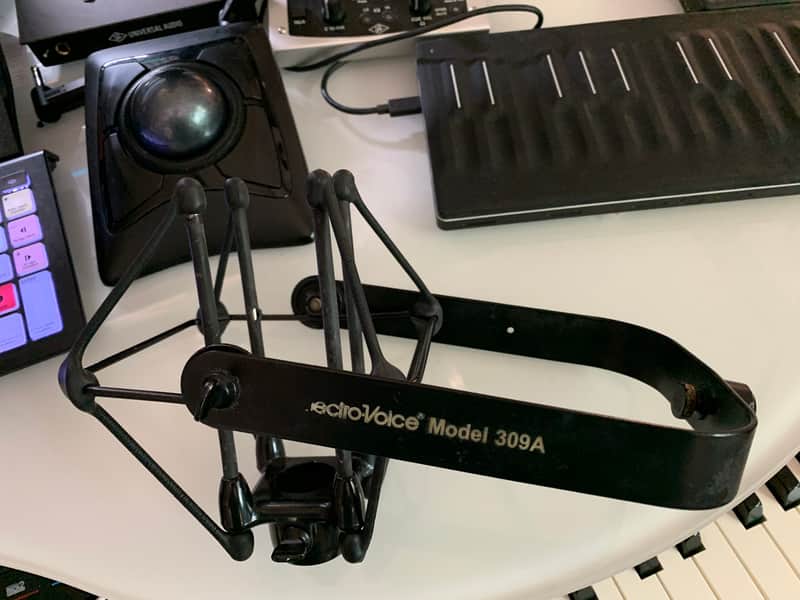 Electro-Voice 309A Shockmount | Reverb