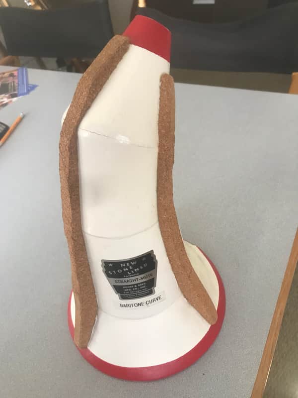 Humes & Berg Straight/Baritone Curve Stone Lined Mute. Sale | Reverb