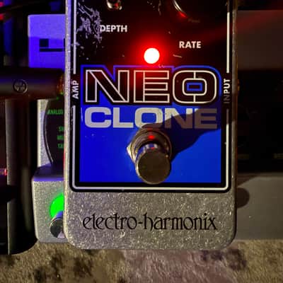 Electro-Harmonix Neo Clone Analog Chorus 2010 - Present - | Reverb