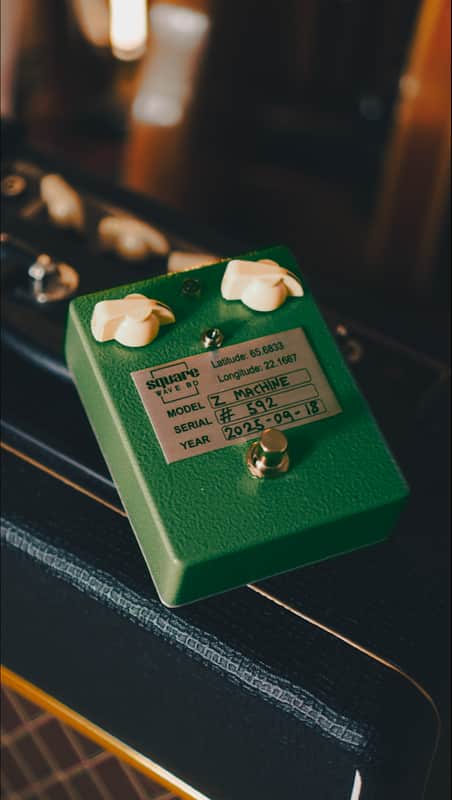 Squarewave BD Z-Machine 2025 zonk style fuzz | Reverb Australia
