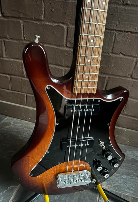 Vintage Guild B-302 Electric Bass Guitar 1977 - Sunburst & | Reverb