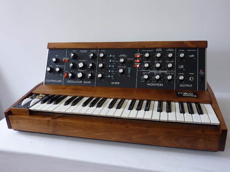 Moog Minimoog Model D 1975 - Serviced - Superb | Reverb
