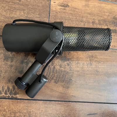 Shure SM7B Cardioid Dynamic Microphone SM 7B | Reverb