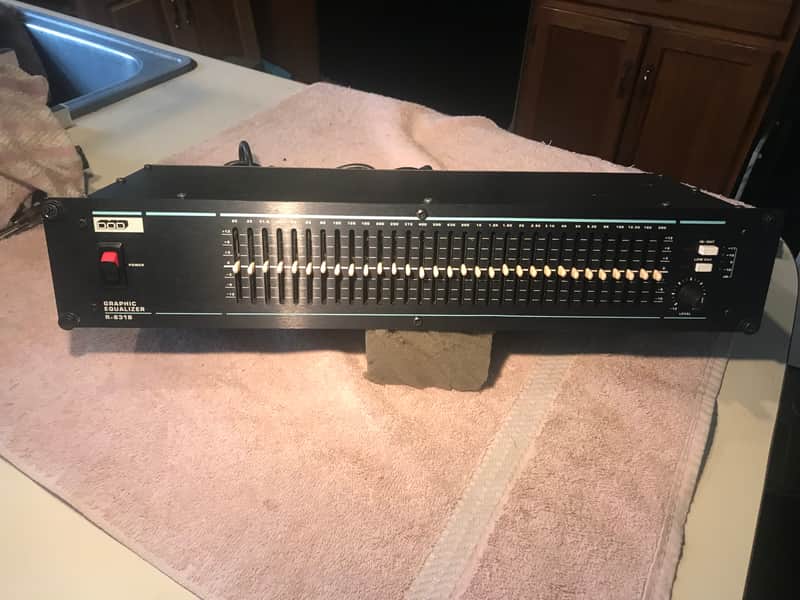 DOD R-831B 31 band graphic EQ with rack mount bolts and | Reverb