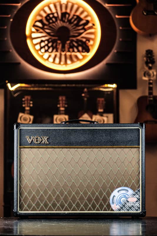 2015 Vox AC15CC1X Custom Classic 15-Watt 1x12" Blue Alnico | Reverb
