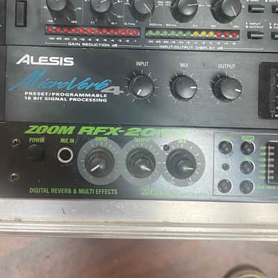 Alesis 3630 Dual-Channel Compressor / Limiter with Gate 1990s | Reverb