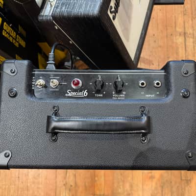 VHT AV-SP1-6 Special 6 1x10" 6W Guitar Combo Amp 2010s | Reverb Canada