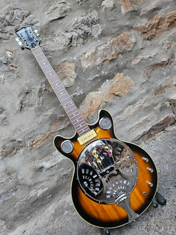 Tanglewood TBS800 Semi acoustic Resonator - Antique Sunburst | Reverb