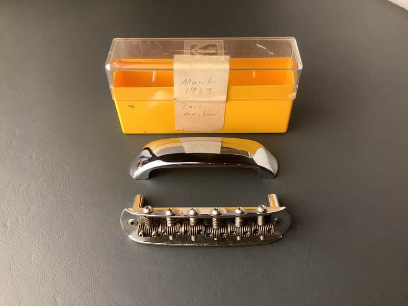 Fender 1963 pre cbs Jaguar-Jazzmaster bridge, bridge cover | Reverb