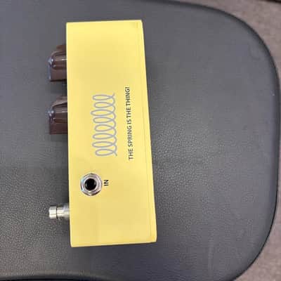 Danelectro Spring King Junior - Yellow 4271 | Reverb