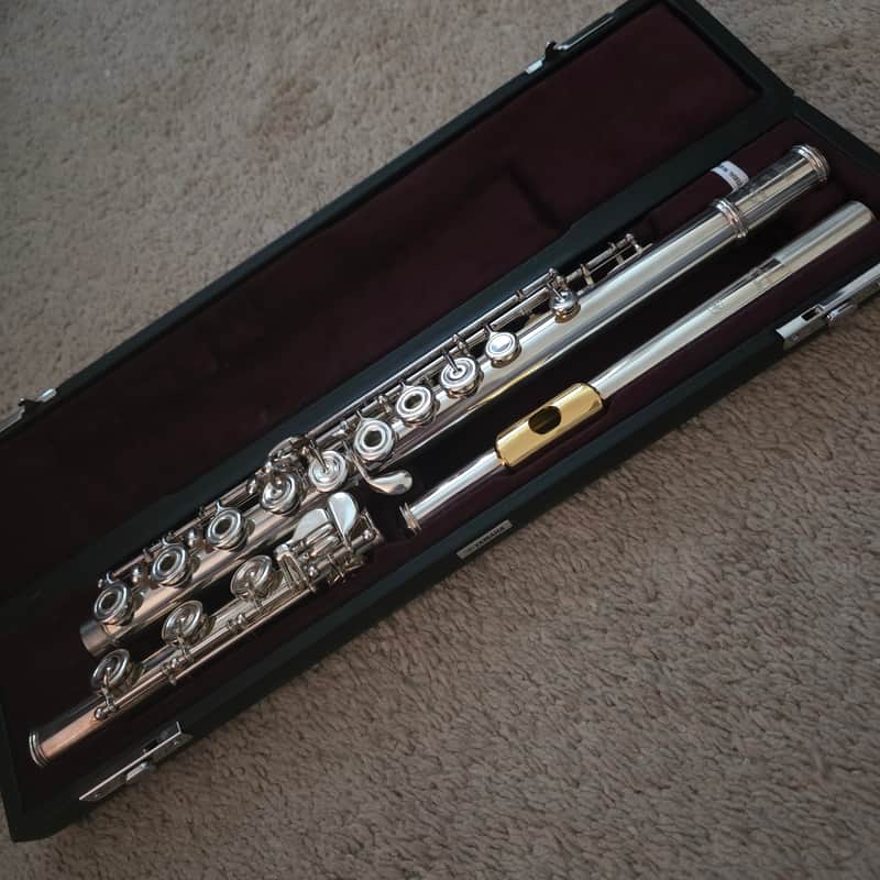 Yamaha YFL-577HCT Professional Flute C# Trill Split E B Foot | Reverb