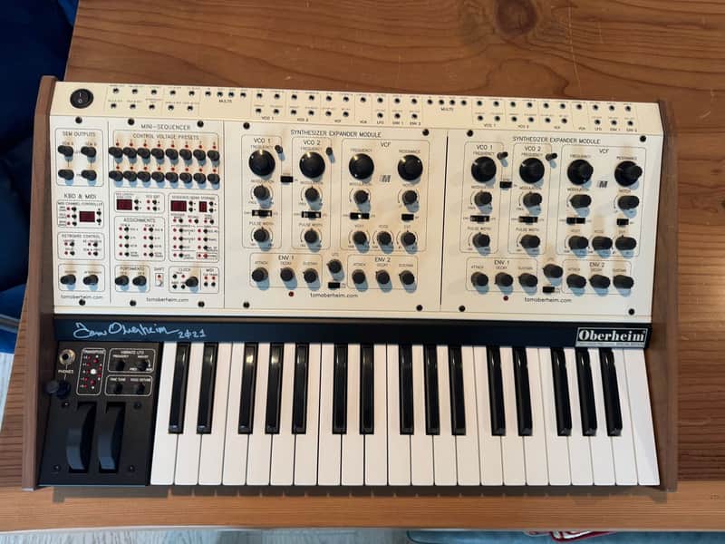 Oberheim TVS-Pro 49-Key 2-Voice Synthesizer | Reverb