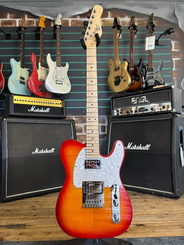 Michael Kelly 53DB Cherry Sunburst Electric Guitar | Reverb