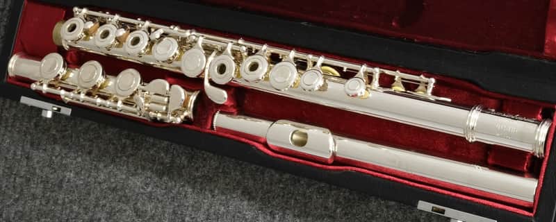 Gemeinhardt 30SHB Flute w Silver Head, Open Hole Low B Offset | Reverb