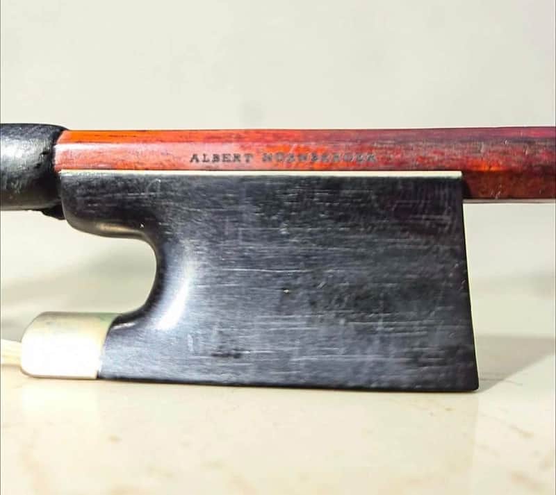 Albert Nürnberger Violin/Viola Bow Pernambuco Gold Mounted | Reverb