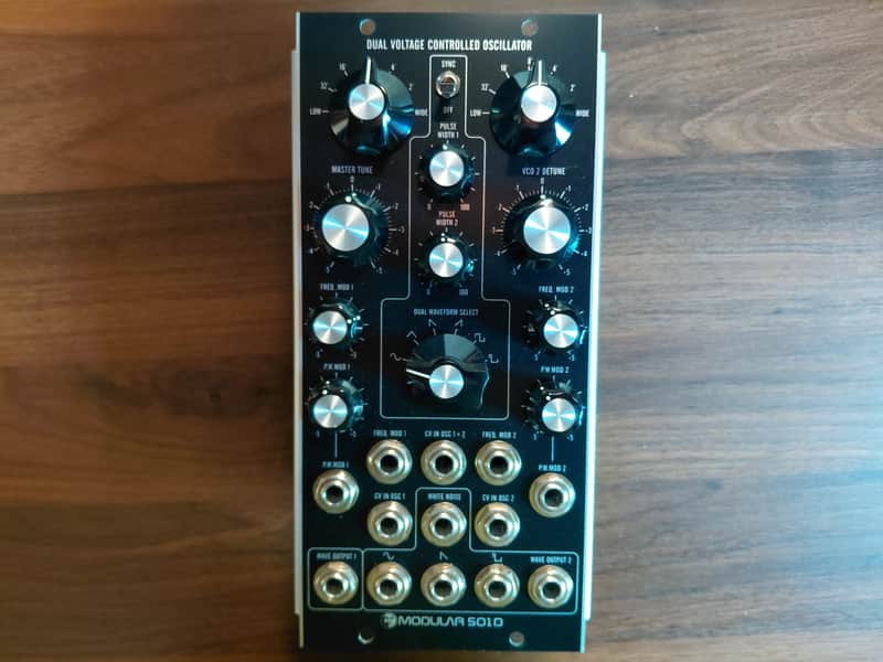Moon Modular - 501D: Dual Voltage Controlled Oscillator [ 5U | Reverb