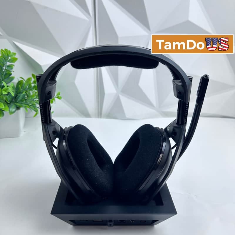 Astro A50 Gen 4 Wireless Gaming Headset with Base Station | Reverb